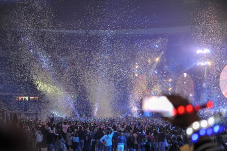 Coldplay in concert, Paris – ShutterLIVING