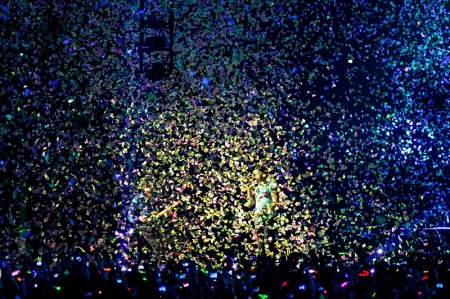 Coldplay in concert, Paris – ShutterLIVING