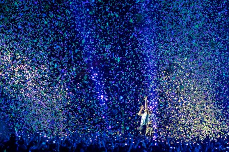 Coldplay in concert, Paris - ShutterLIVING