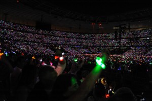 Coldplay in concert, Paris - ShutterLIVING