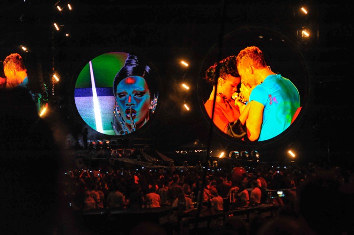 Coldplay in concert, Paris - ShutterLIVING